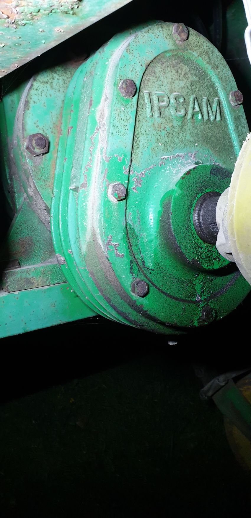 Ipsam Mesttank - Pomp maakt schietend geluid