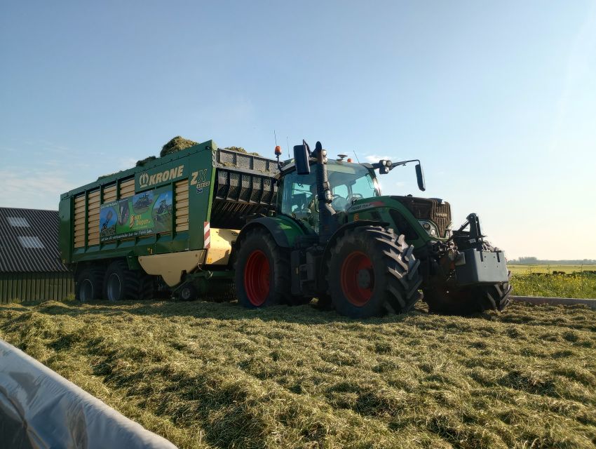 Foto Fendt 724 van Loonbedrijf van Diepen