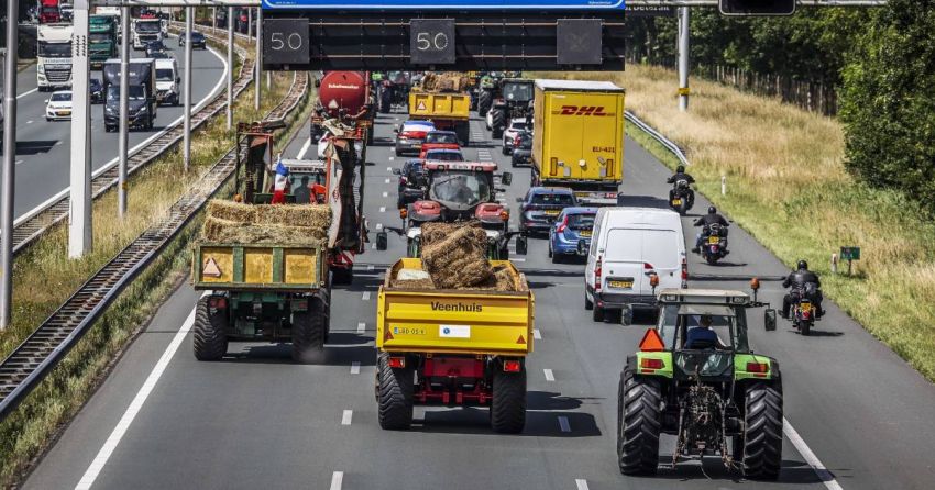 Kenteken nu écht verplicht voor tractoren en andere landbouwvoertuigen