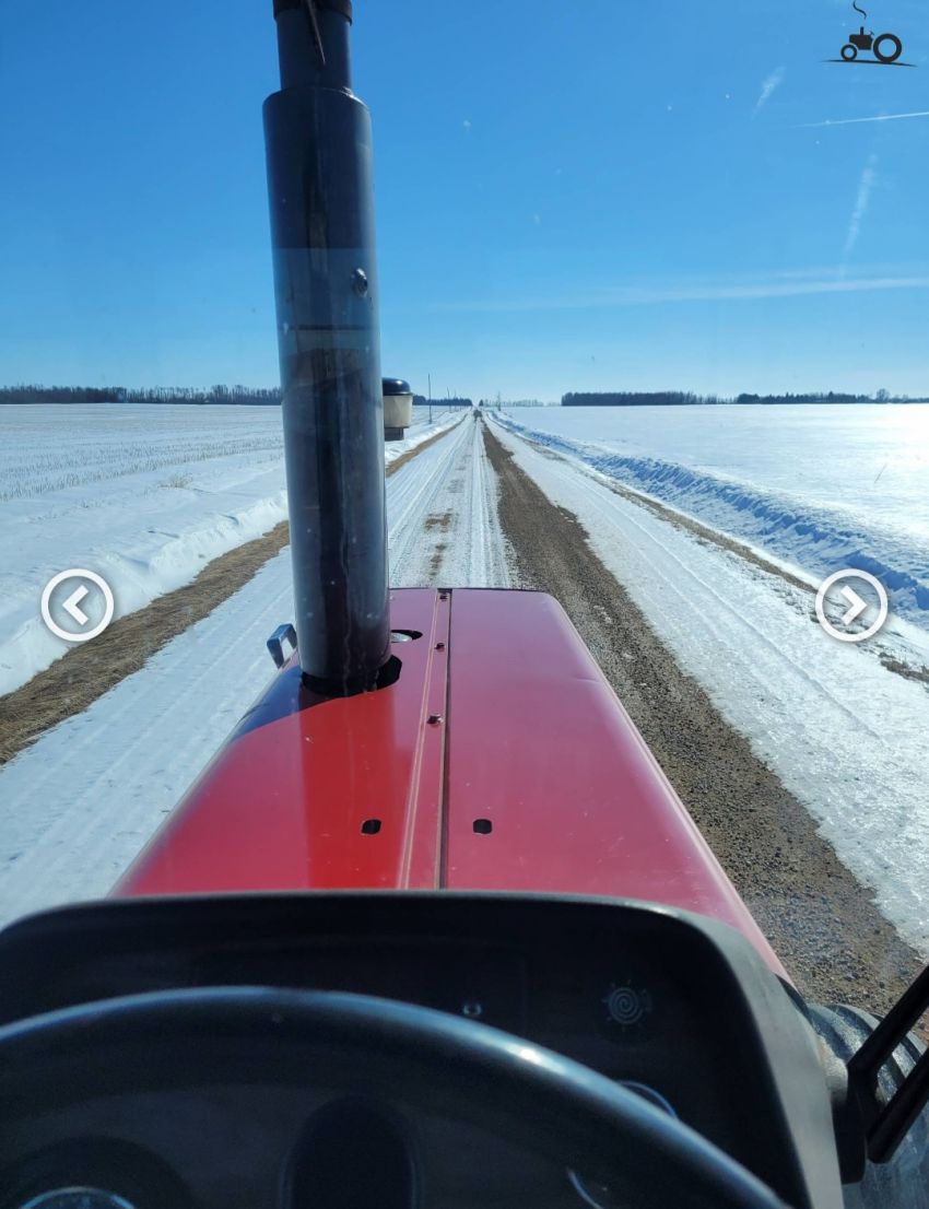Foto Massey Ferguson 2705 #1531949
