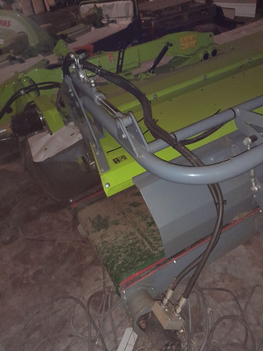 Ervaringen en tips zelf afvoerbandje op de maaier bouwen