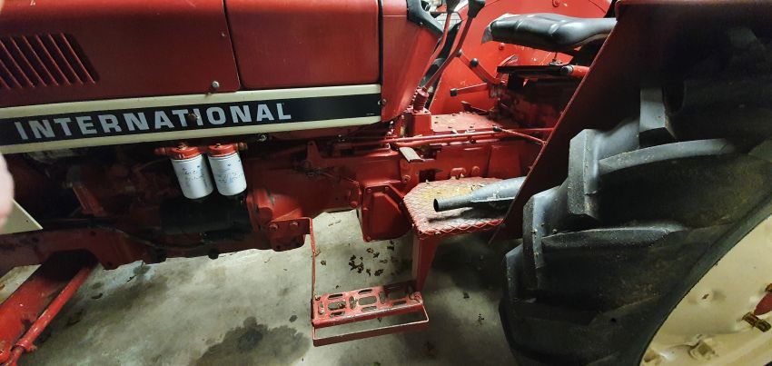 International 533 - Plaats Chassisnummer in het frame en ...