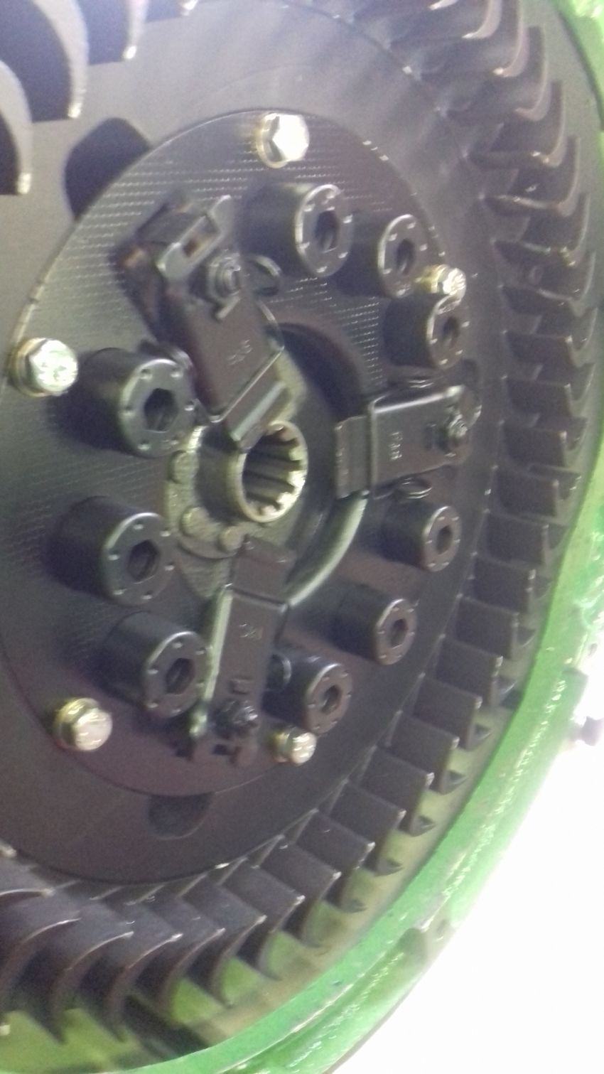 Deutz F2L612 - Deutz f2l612 koppeling plaatsen lukt niet.