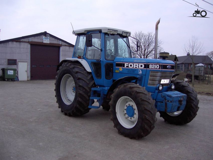 Ford 8210 Gen. II