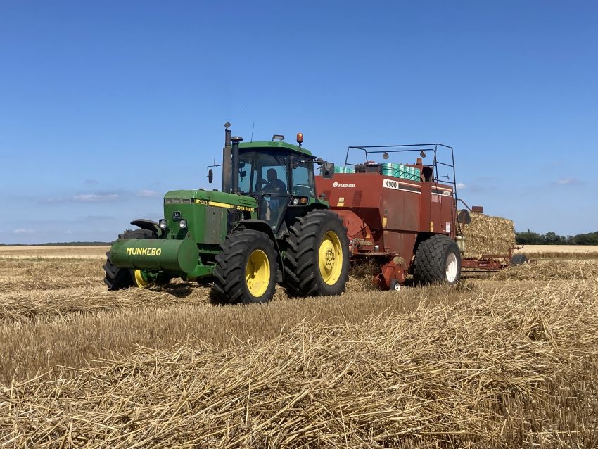 Foto John Deere 4455 #1580436