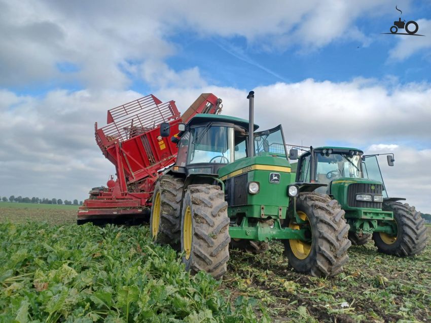 Foto John Deere 2850 #1525877