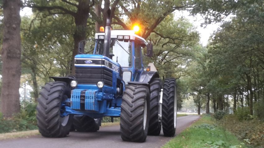 Ford 8730 - Fronthef gezocht voor een ford 8730 (TW/30serie)