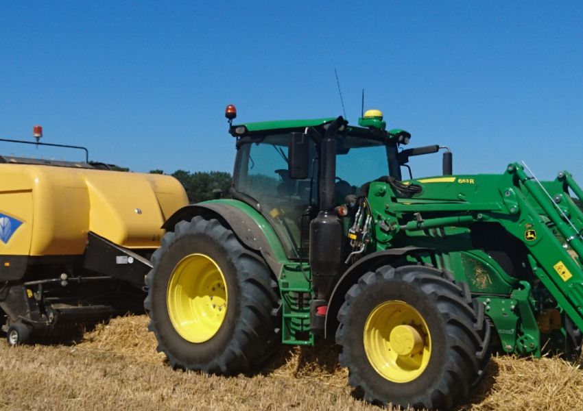 Foto John Deere 6155R #1508767