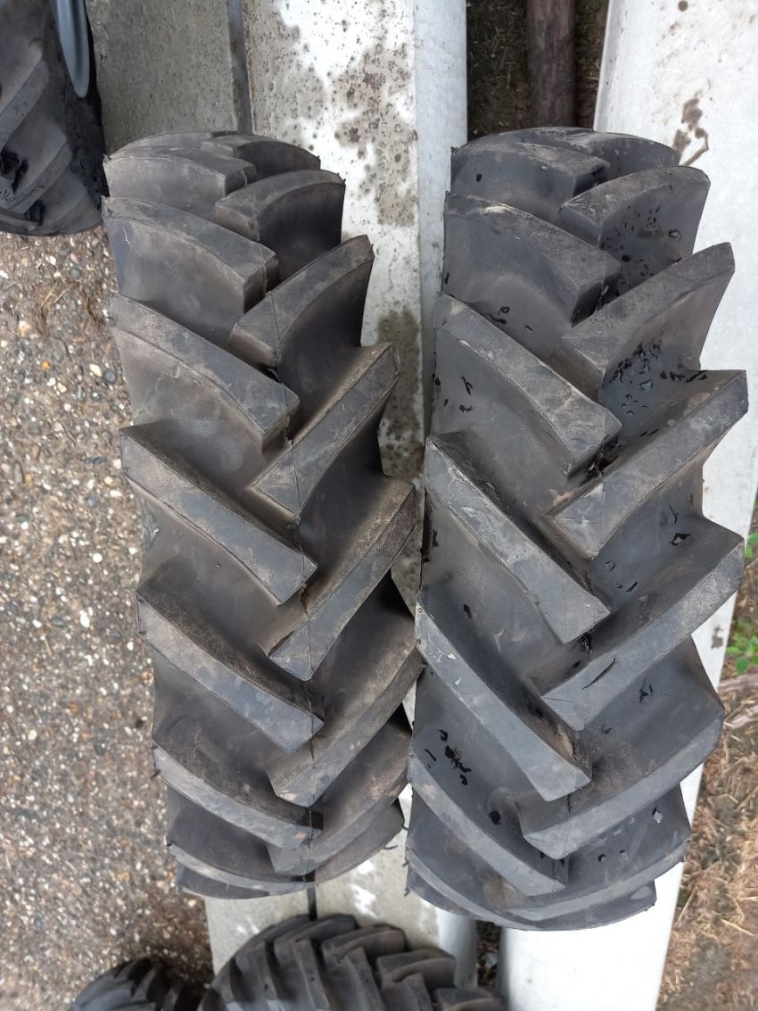 Te koop: Traktorbanden en tuinfrees banden