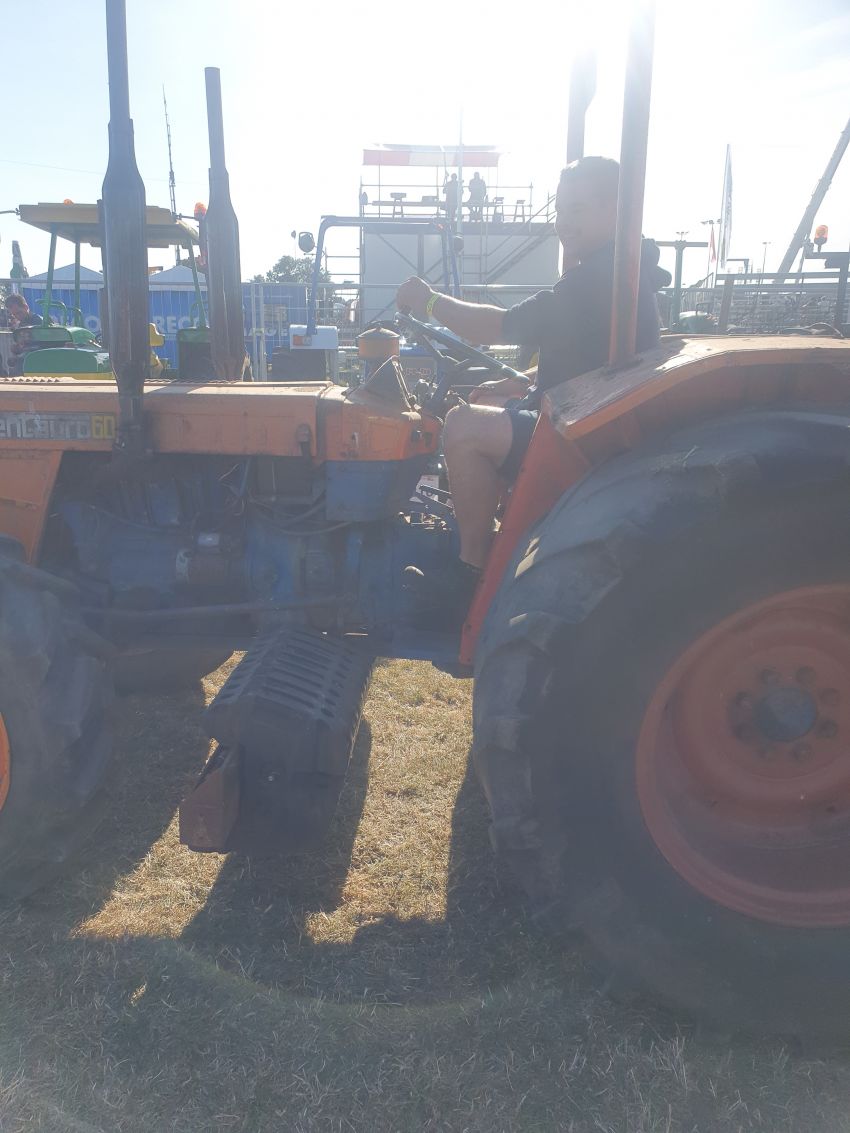 Foto Same Tiger 100 #1484707