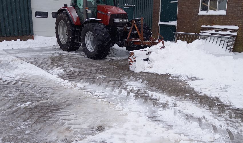 Case MX 100 C Fiche technique / Info - France