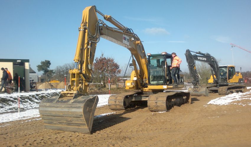 Cat 318C Specs and data - United Kingdom