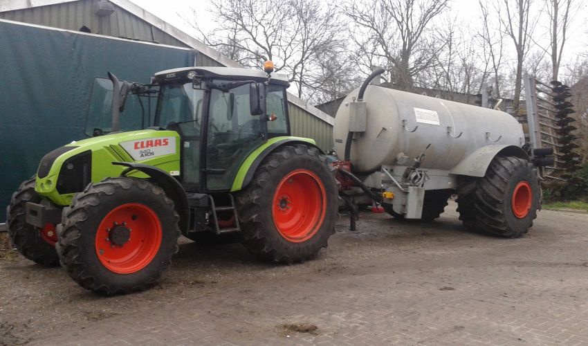 Claas Axos 340 CX Technische Daten