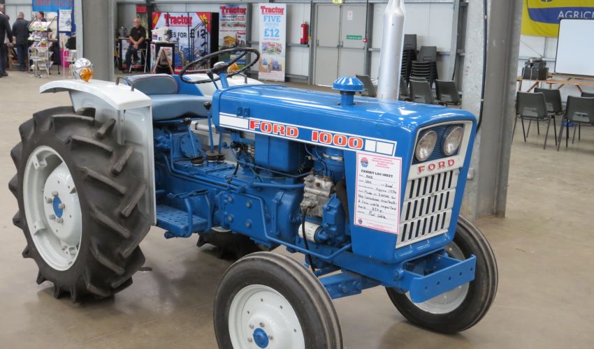 Ford 1000 Specs and data