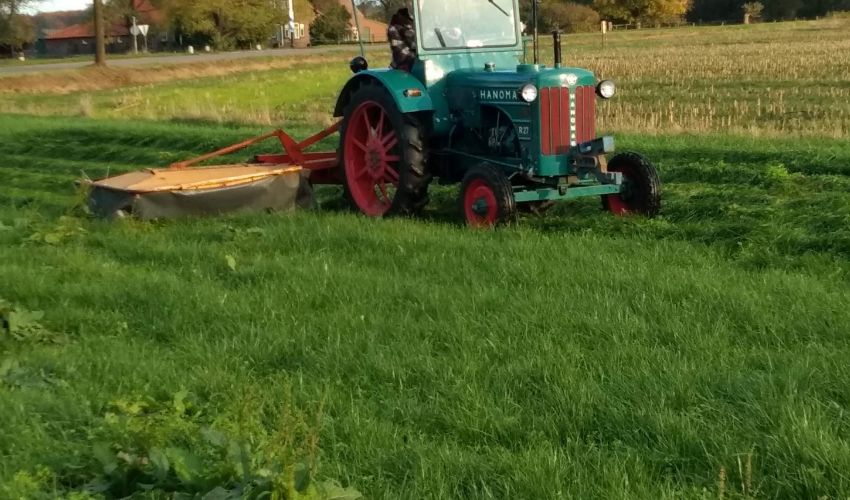 Hanomag R27 Specs and data - United Kingdom