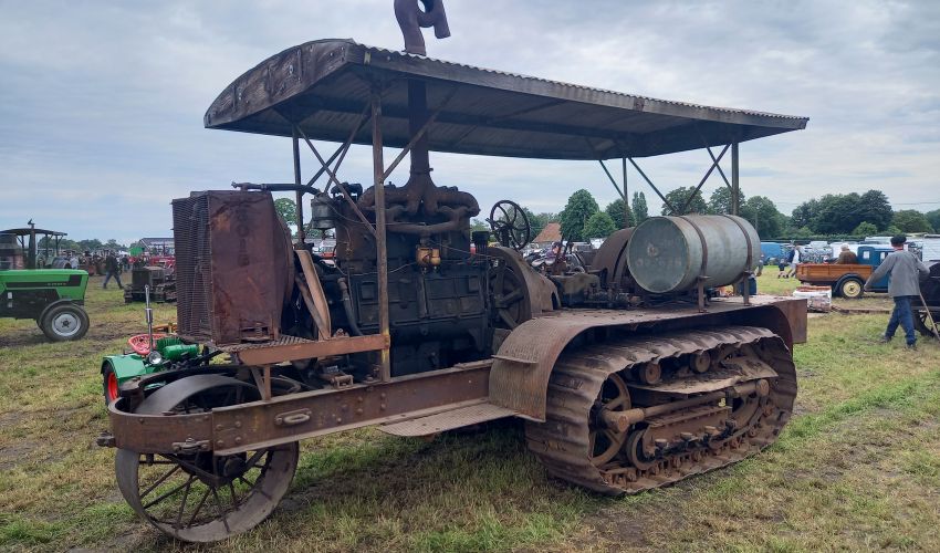 Holt 75 Fiche technique / Info - France