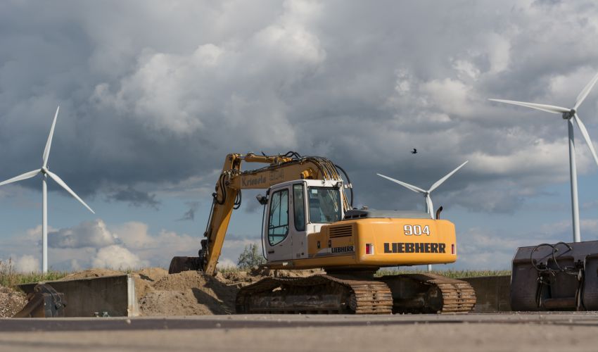 Liebherr 904 Litronic Specs and data - United Kingdom