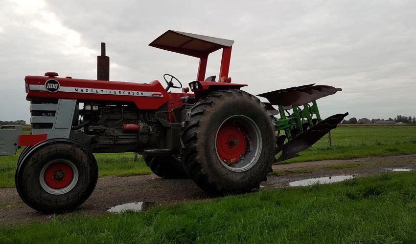 Massey Ferguson 1100 Specs and data - United Kingdom