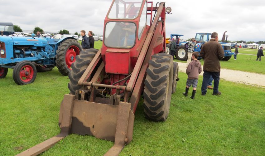 Matbro mantis Specs and data - United Kingdom