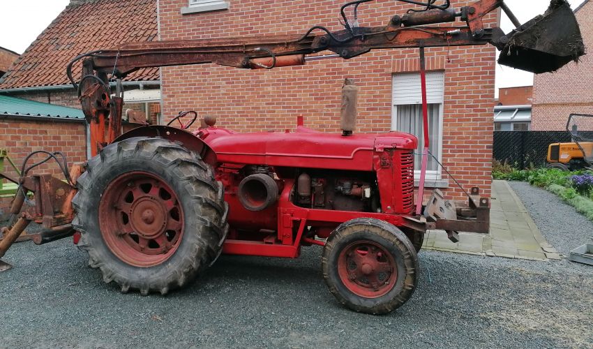 Mc-Cormick WD9 Fiche technique / Info - France