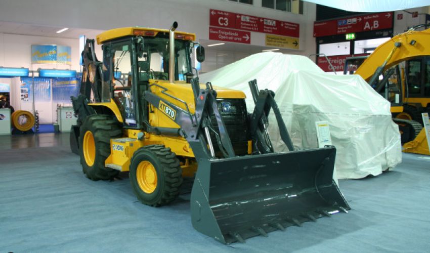 XCMG XT870 Scheda tecnica - Italia