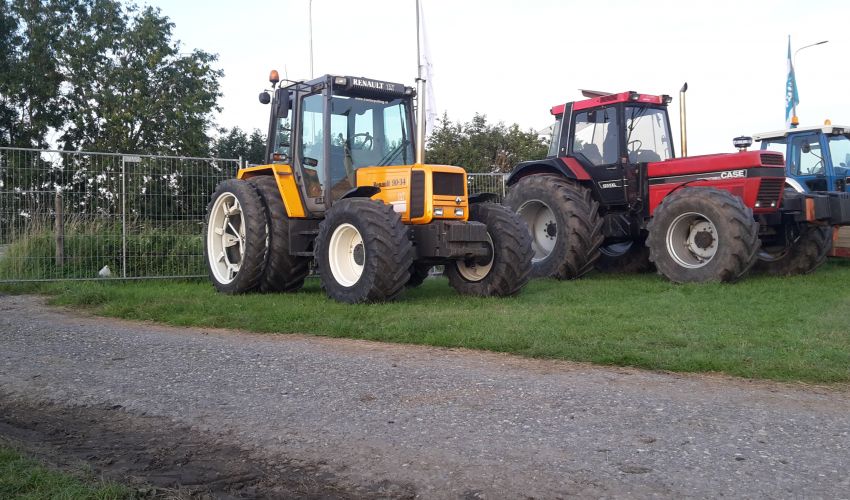 Renault 90-34 TX Fiche technique / Info - France