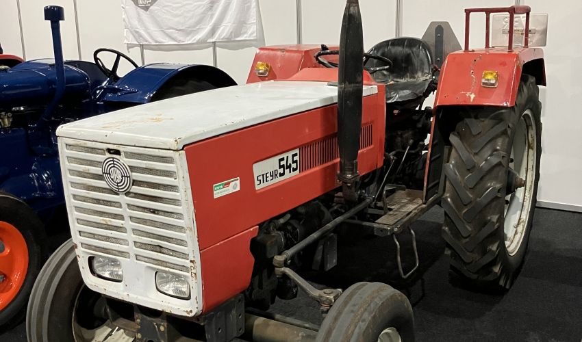 Steyr 545 Fiche technique / Info - France