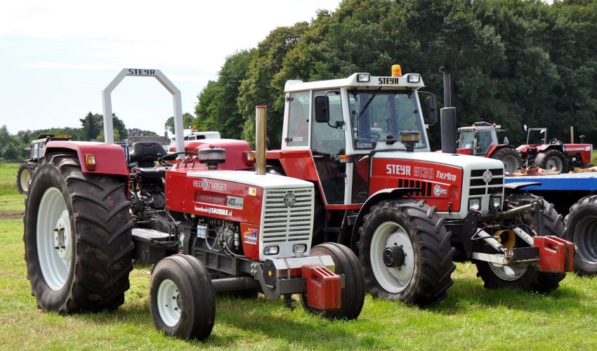 Steyr 1400 Fiche technique / Info - France