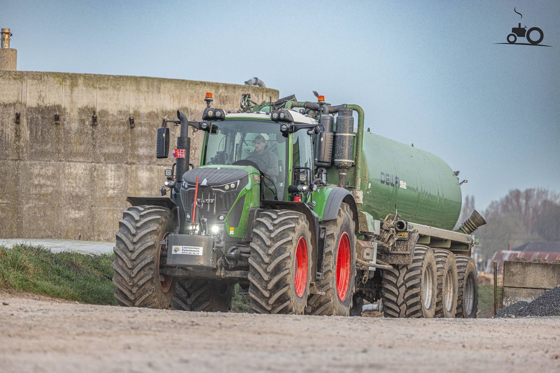 Fendt 930 Vario met Dewa tank bij Vervaet