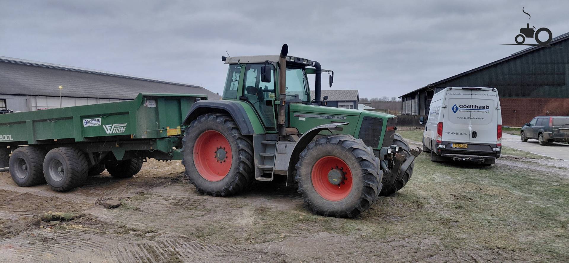 De zeldzame Fendt 824 in actie op het veld