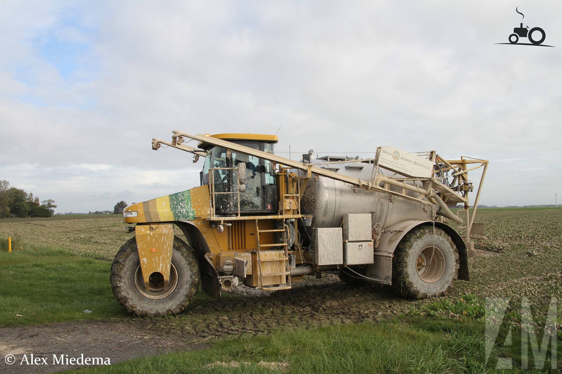 Foto Ag-Chem Tri-axer van Bos Agra-Service BV