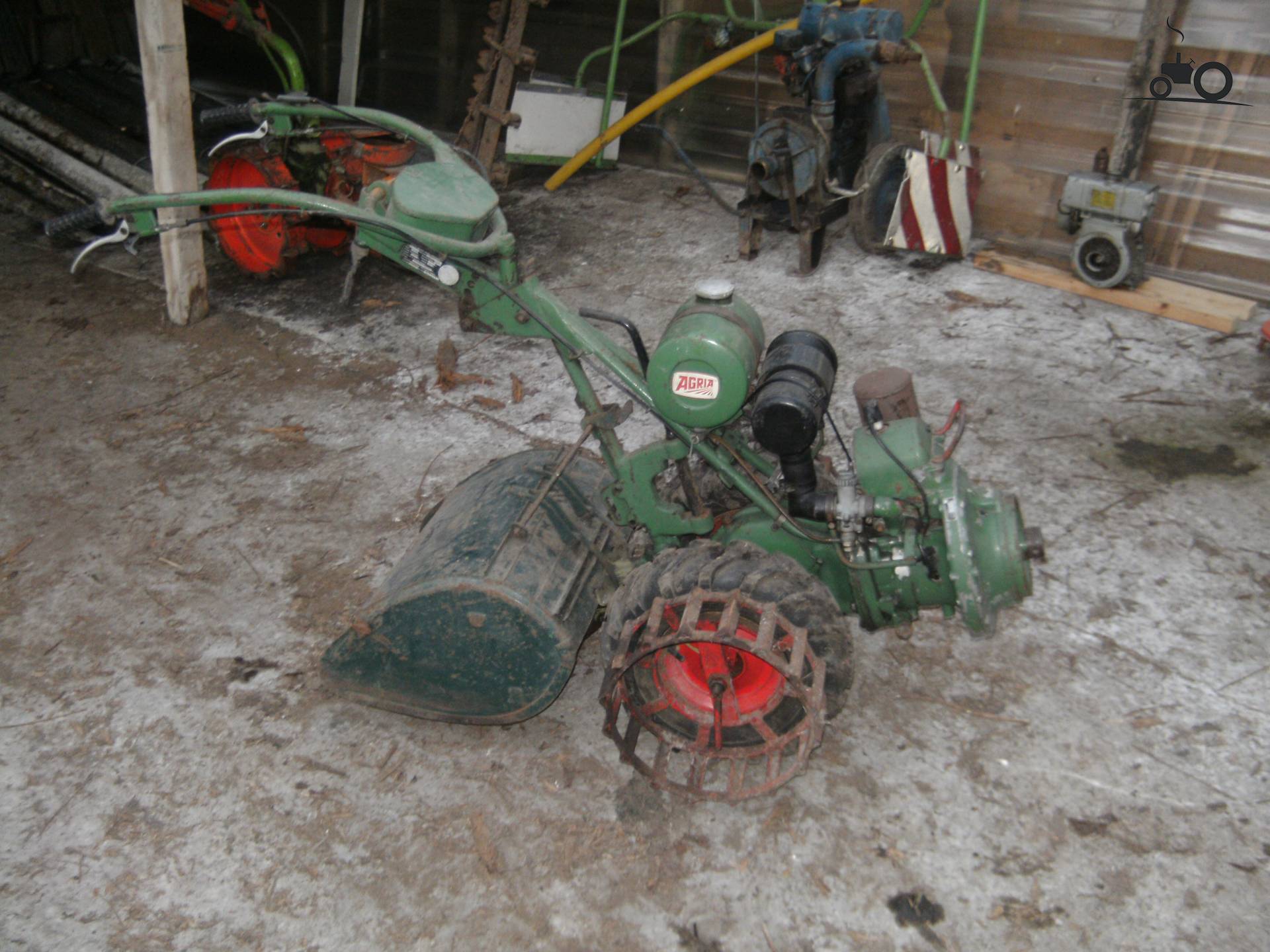 Foto Agria 2600 #889087