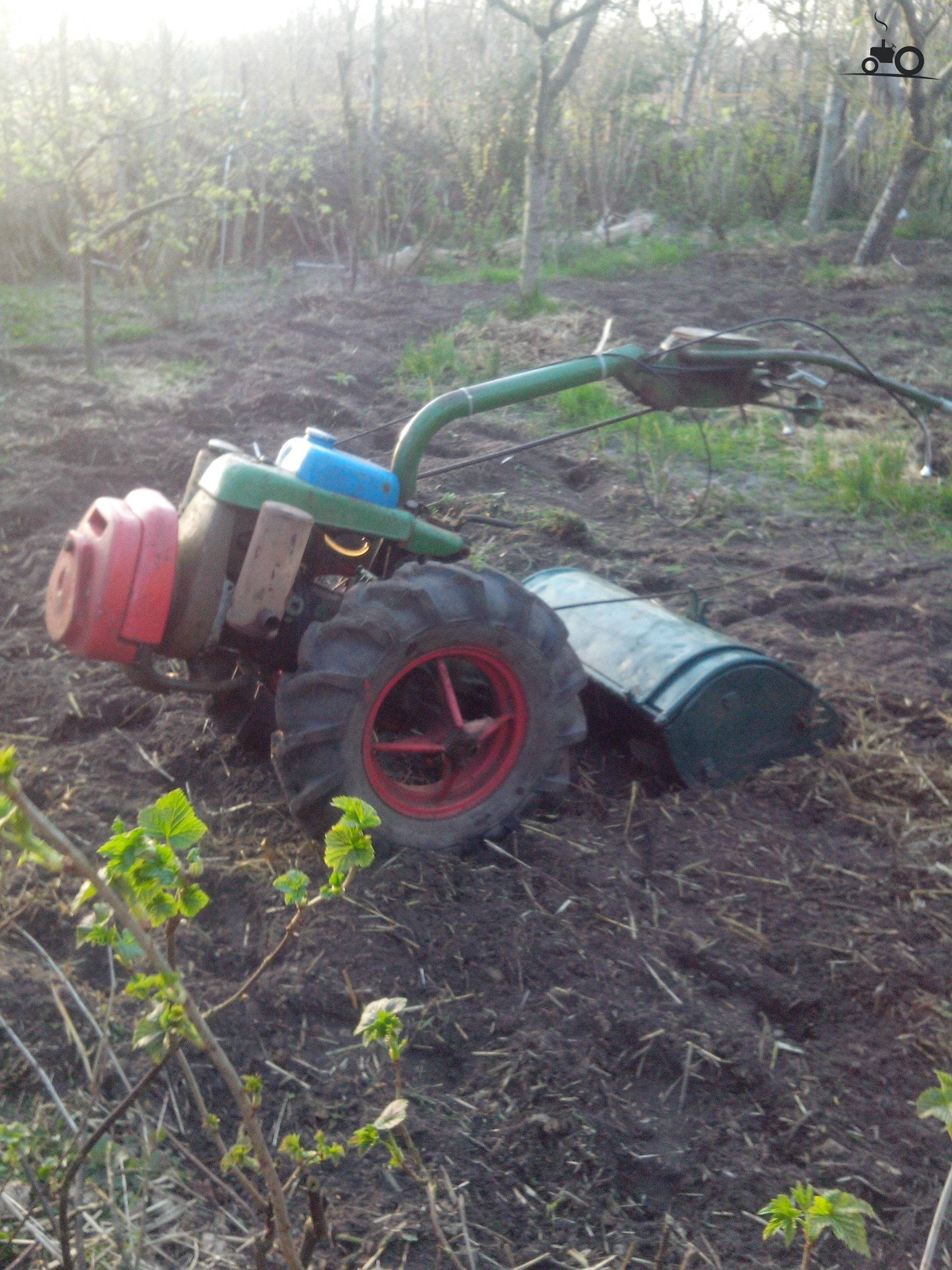 Foto Agria 1700 #907854