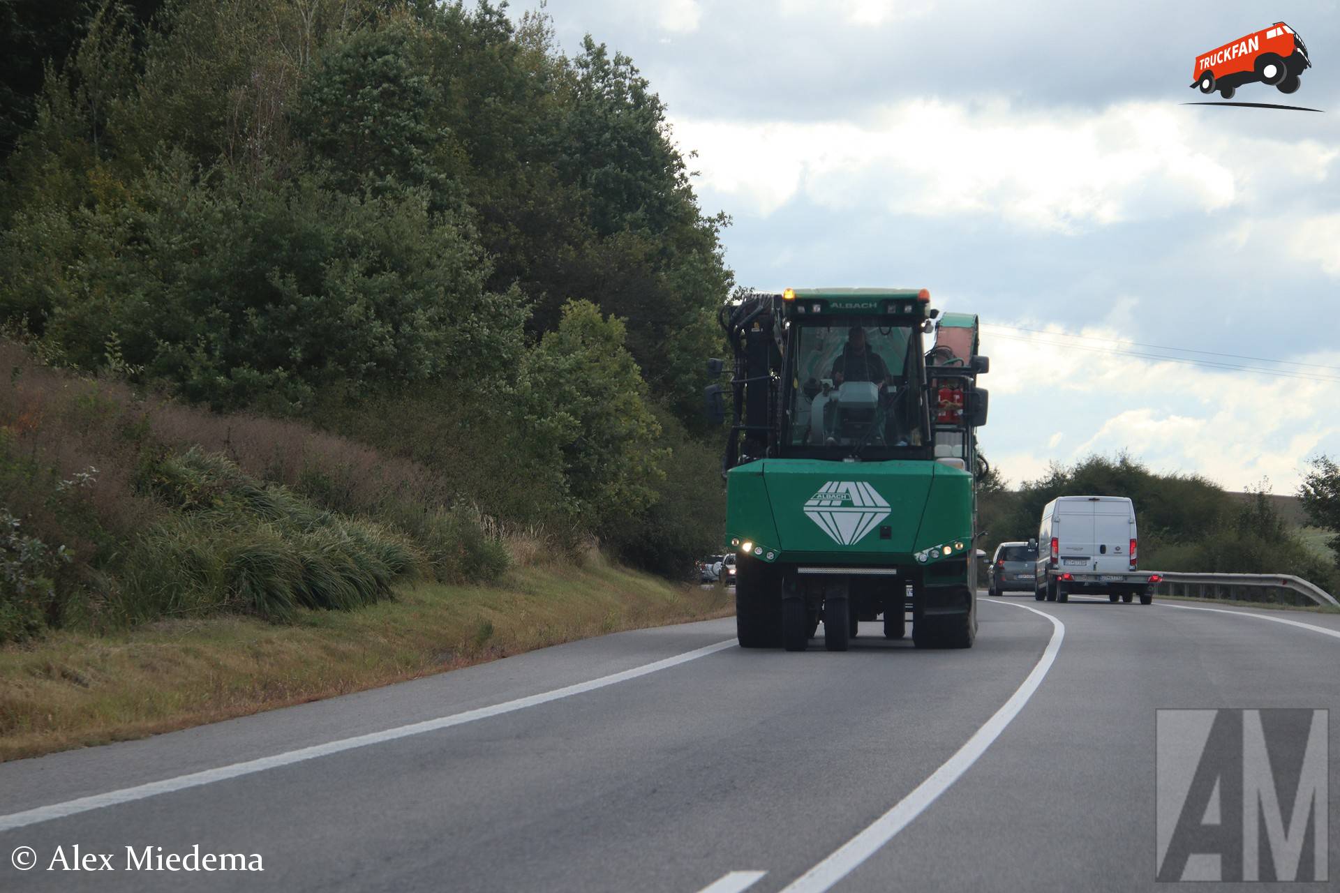 Albach > Transport & Voertuigen > Trucks & Vrachtwagens > Pictures