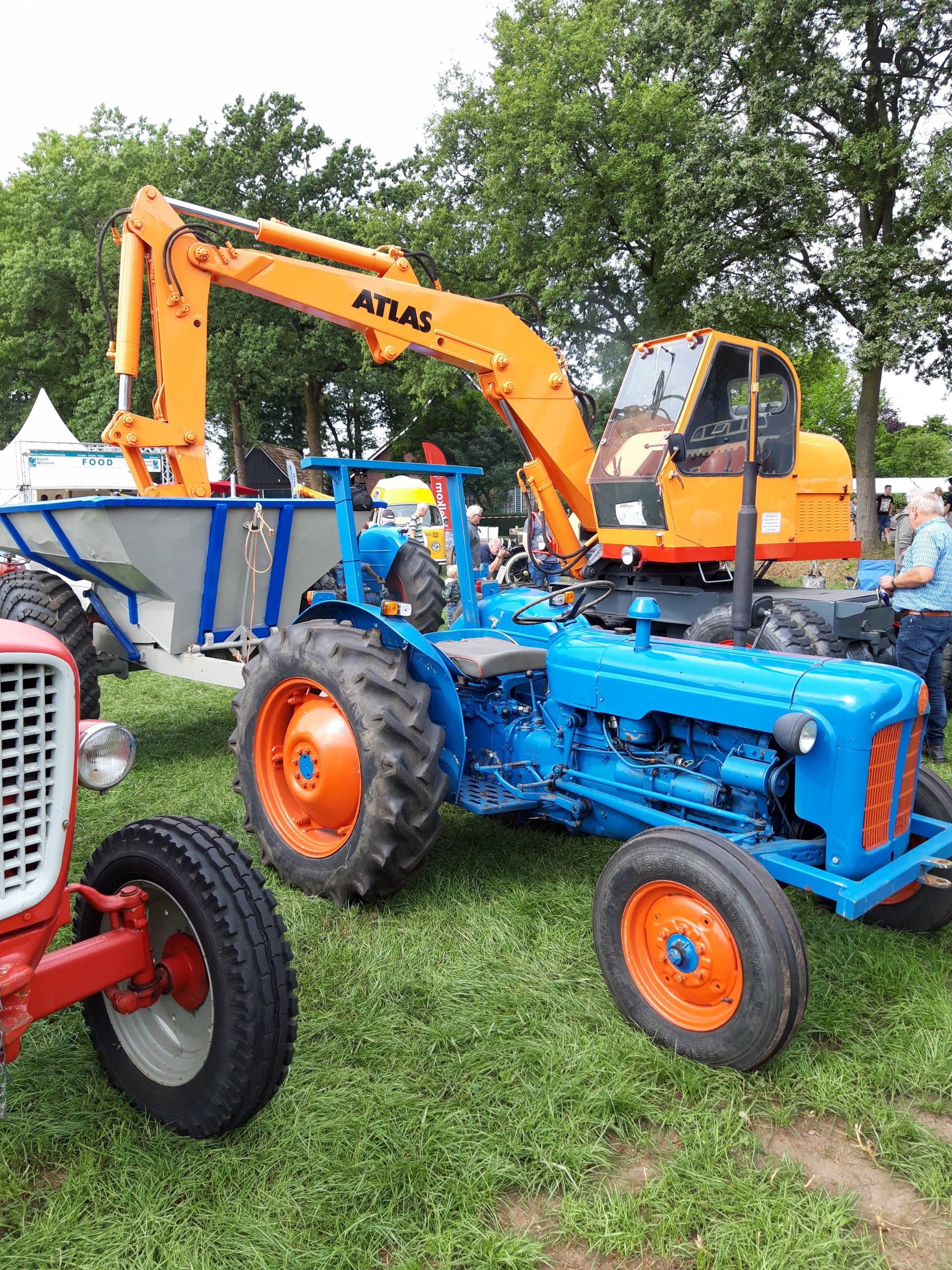 Foto Atlas 1200 #1324027