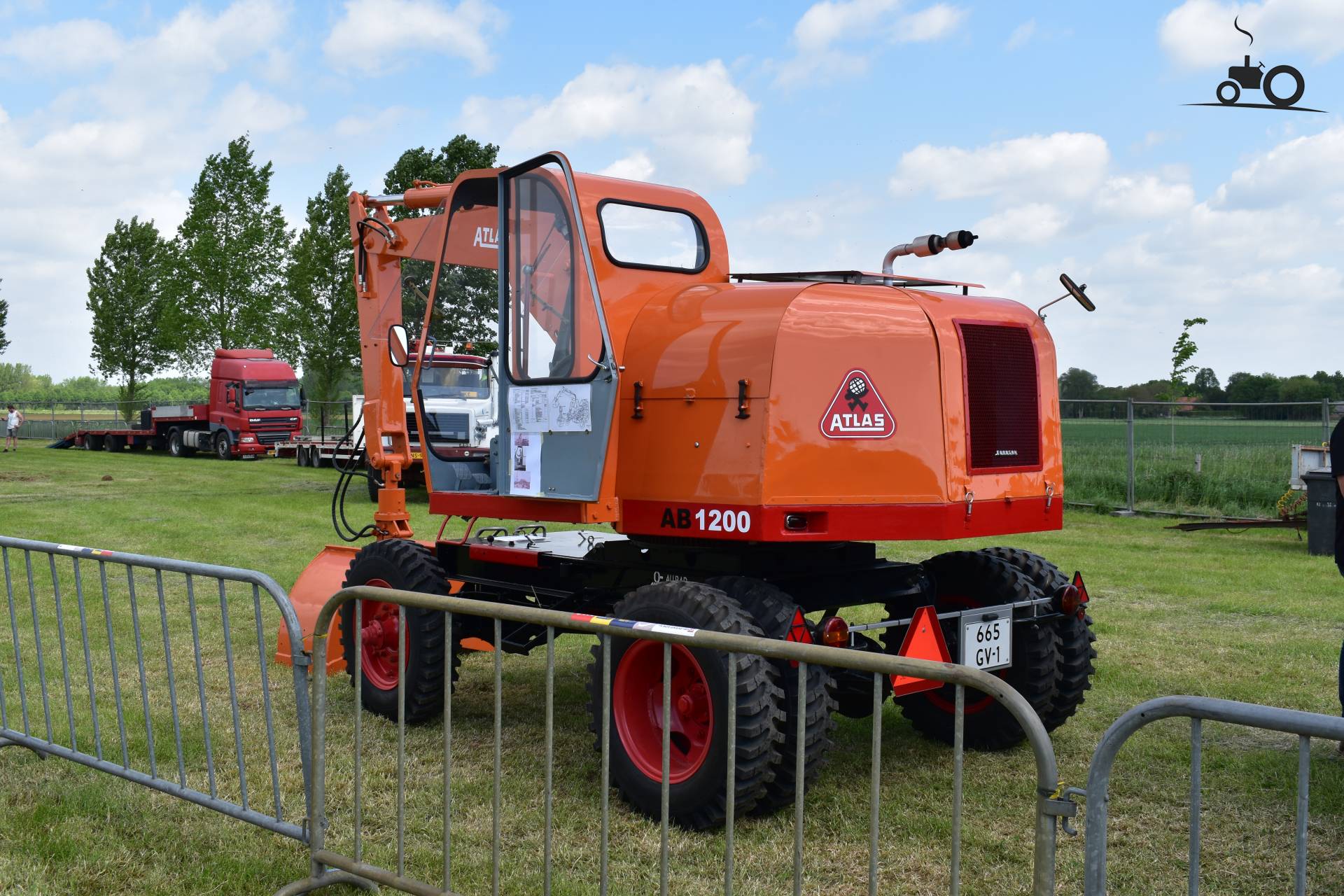 Foto Atlas 1200 #1472513