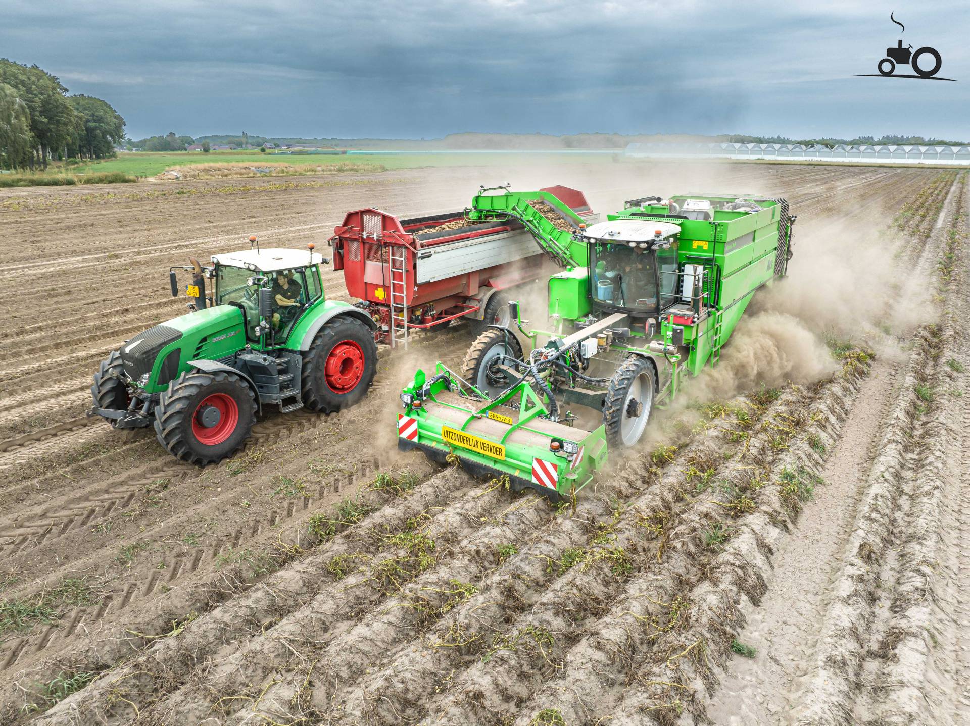 Foto Avr Puma van Van Den Borne Aardappelen