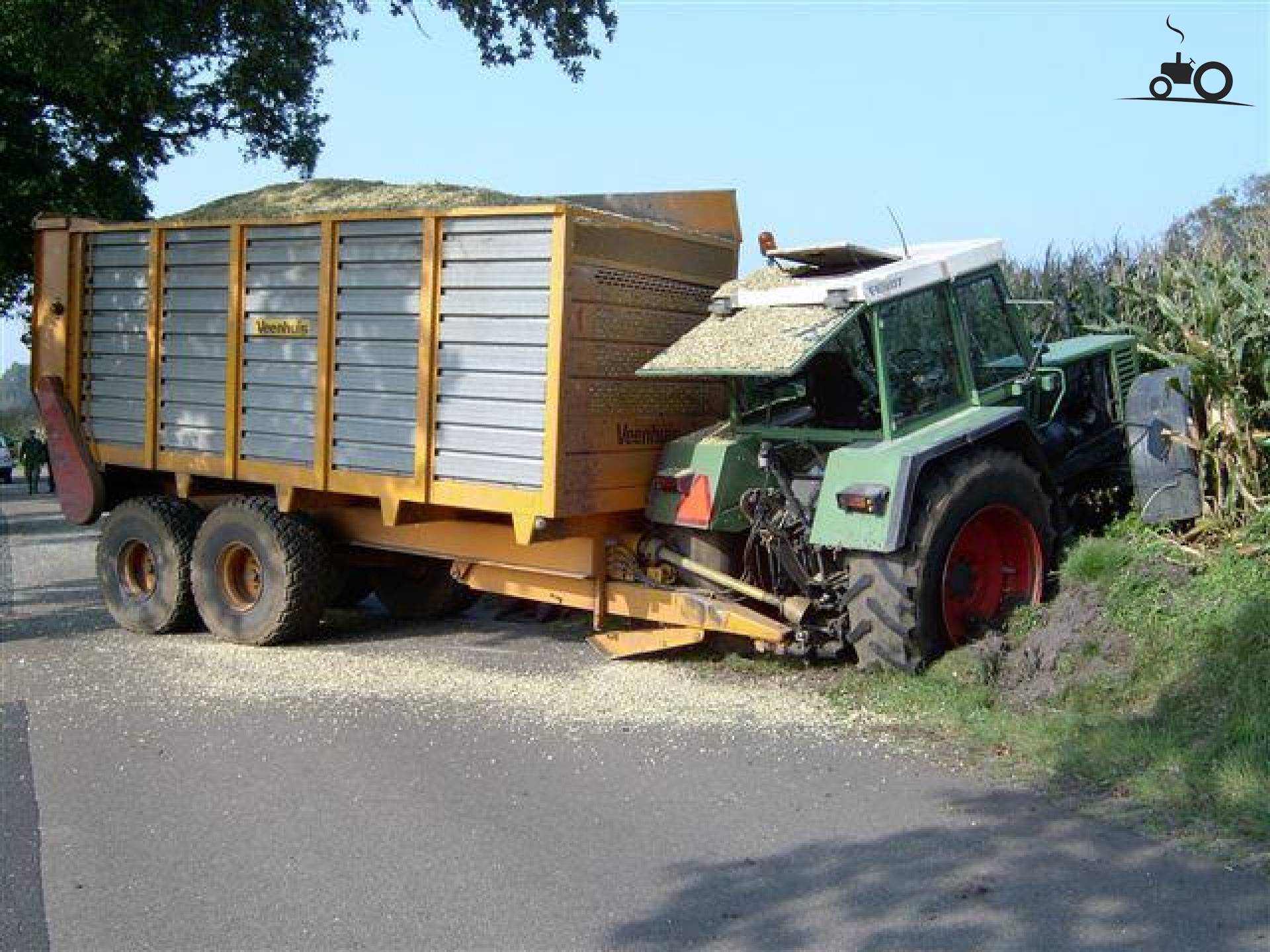 "@ mf8140driver een trekker mag maar 25 rijden al r..." — Supertrekker