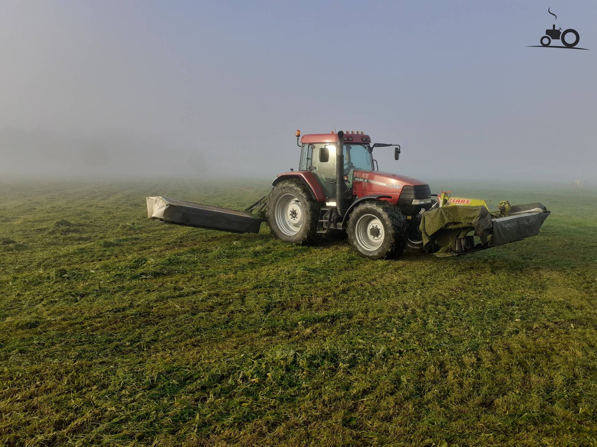 Foto Case IH Maxxum MX 135 #1499513