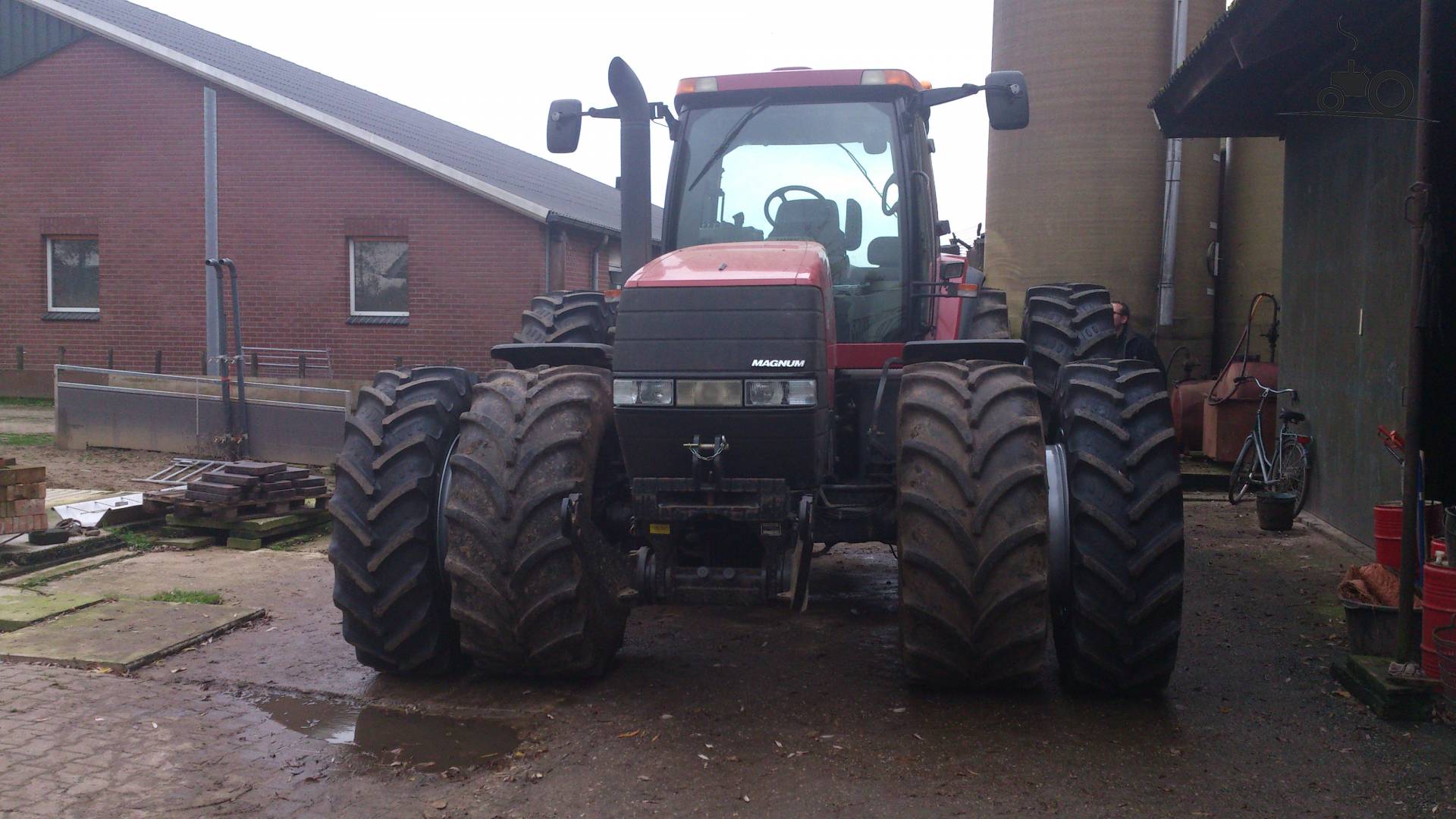 Foto Case IH MX 220 Magnum #704104