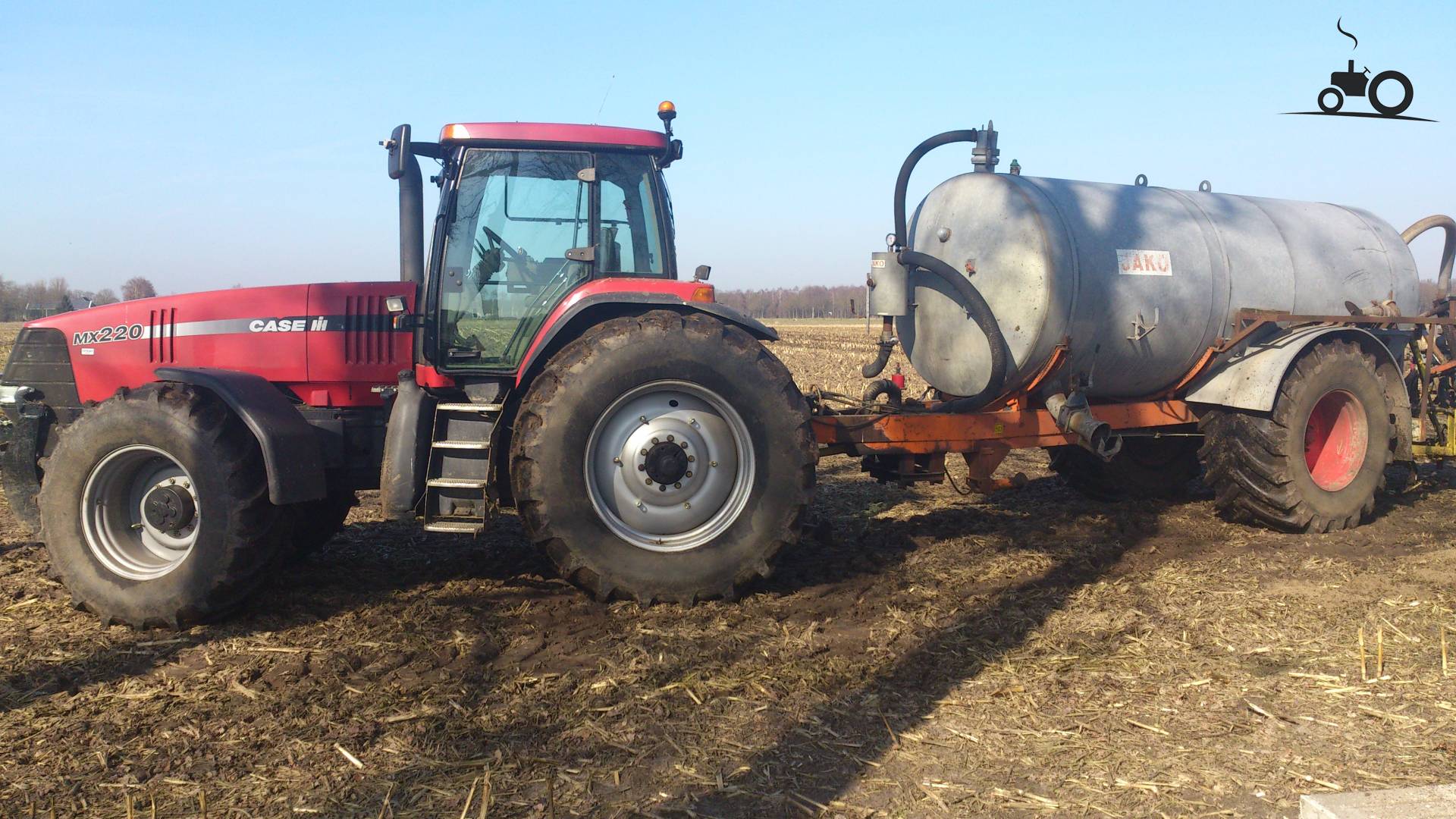 Foto Case IH MX 220 Magnum #735639