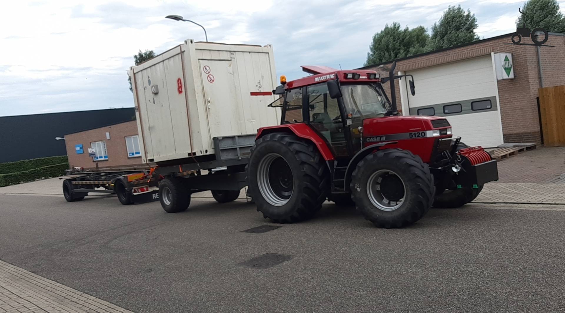 Case International Maxxum 5120 Plus