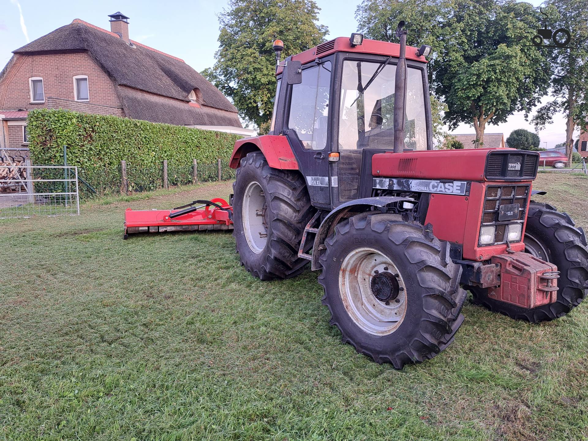 Case International 856 XL