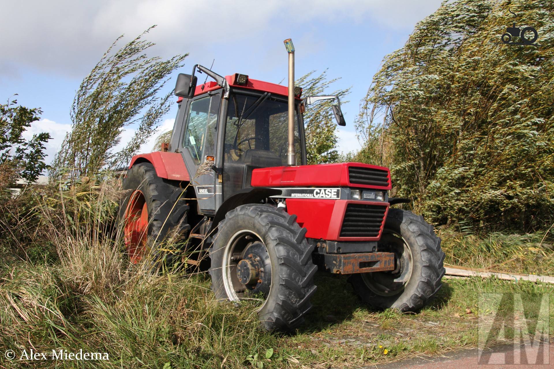 Case International 956 XL