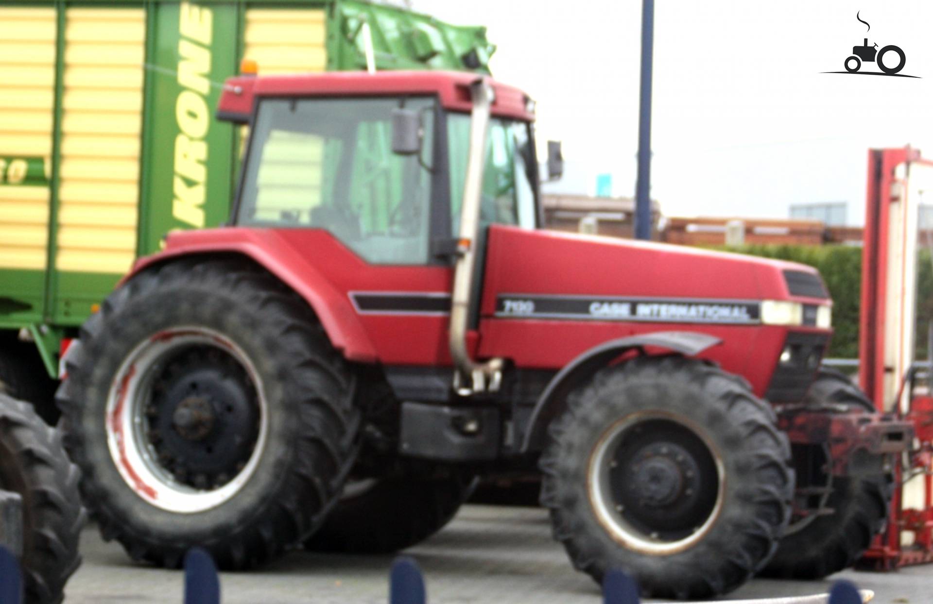 Foto Case International Magnum 7130 #339361