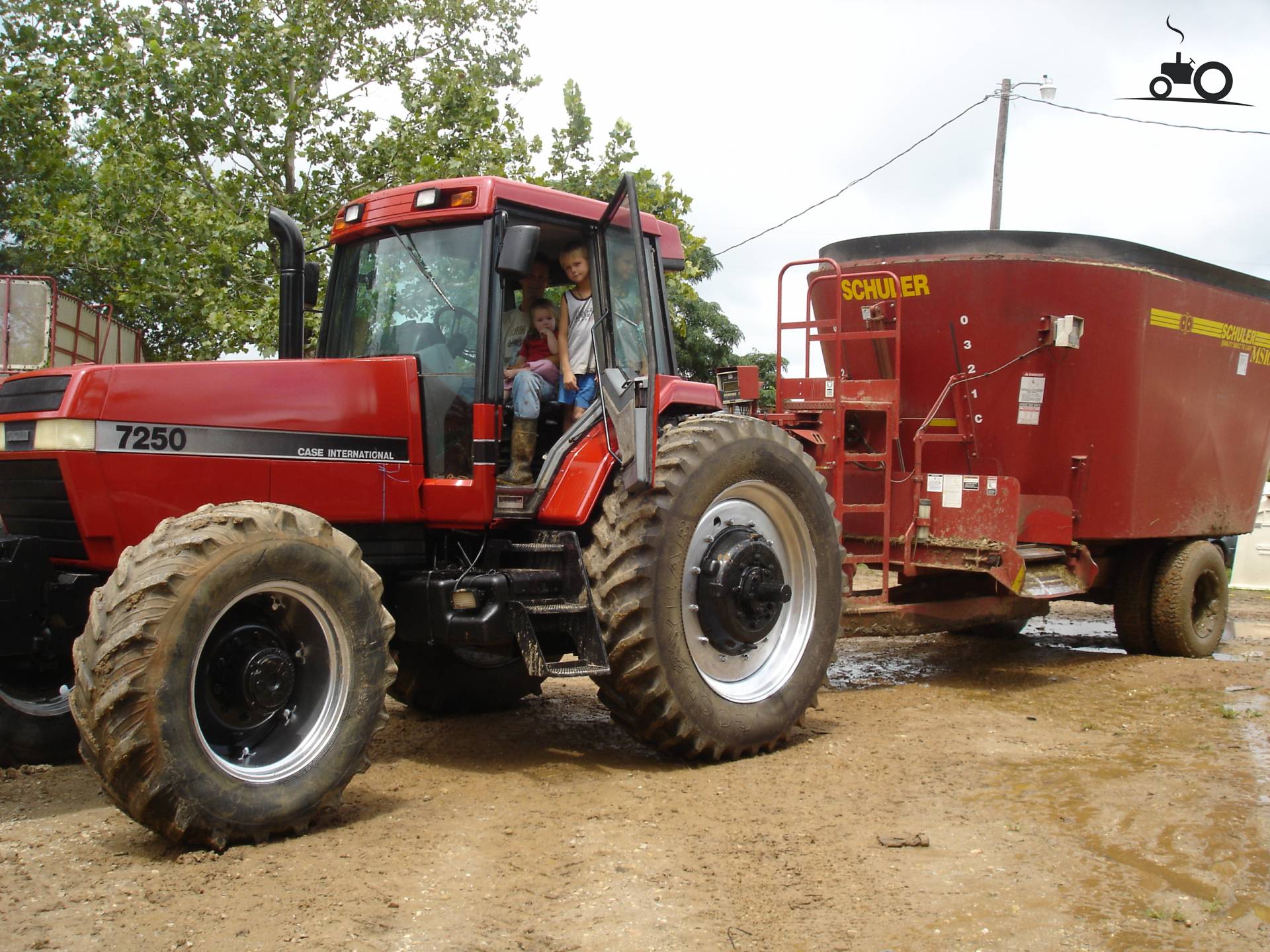 Foto Case International Magnum 7250 #447410