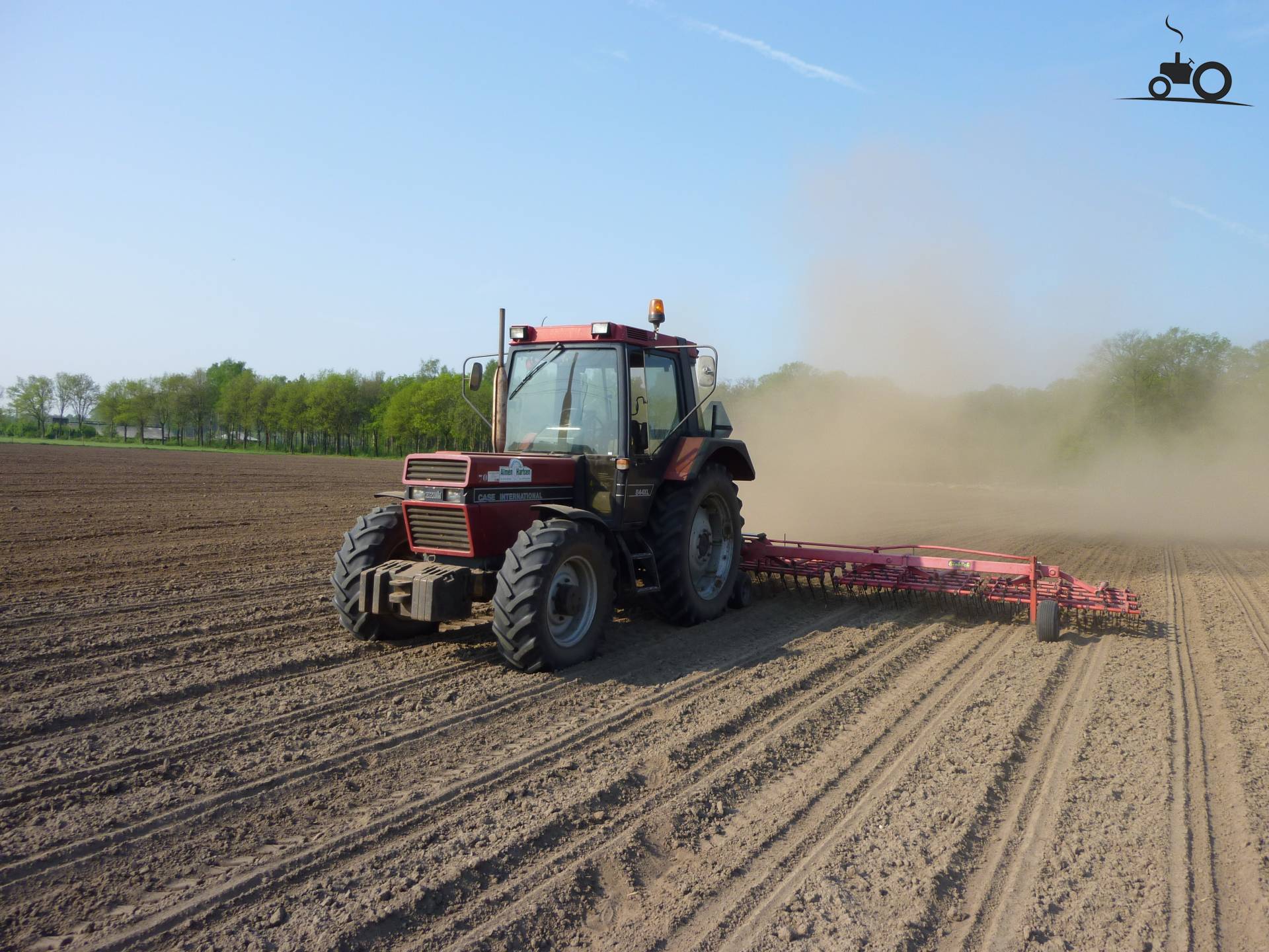 Foto Case International 844 XL van Loonbedrijf Almen Harfsen