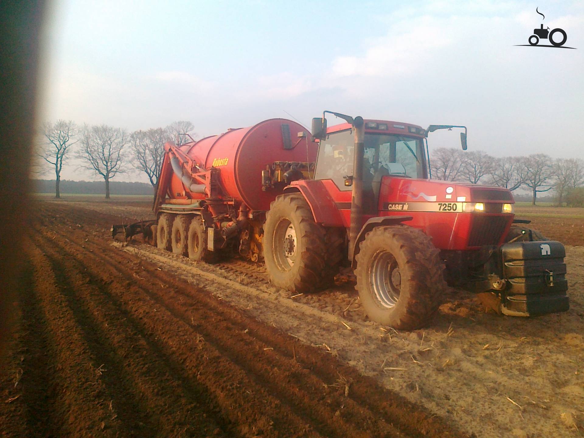 Foto Case International Magnum 7250 Pro #623577