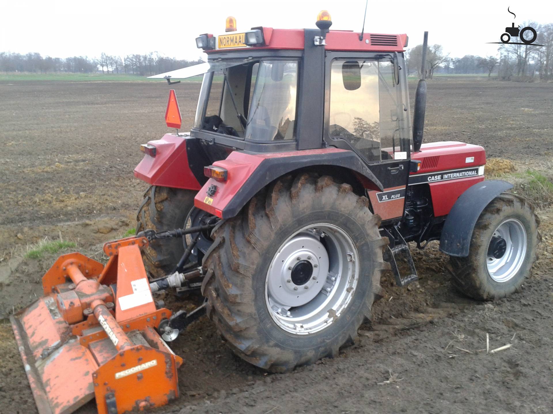 Case International 844 XL Plus - United Kingdom - Tractor picture #748866