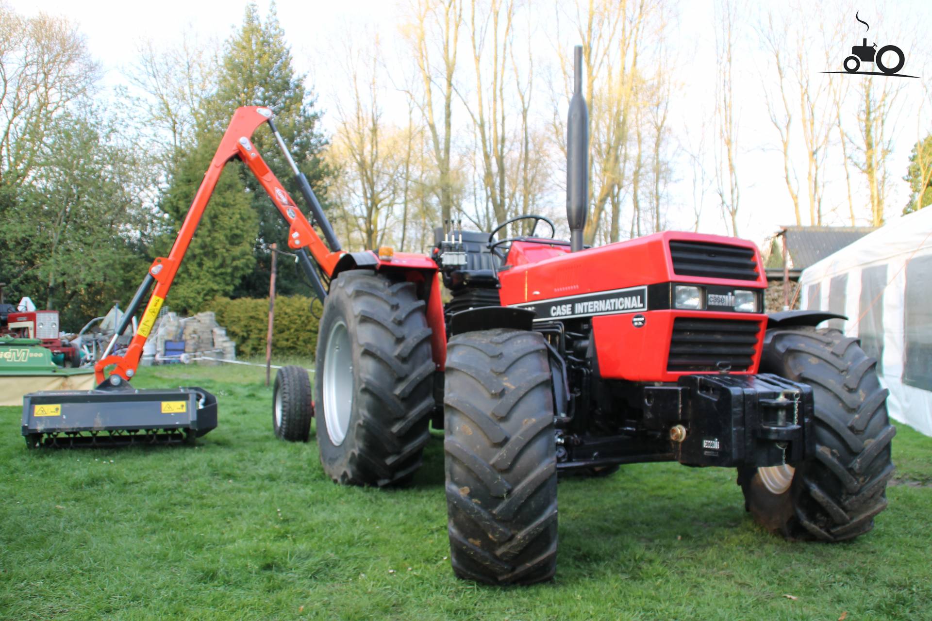 Foto Case International 833 #753894